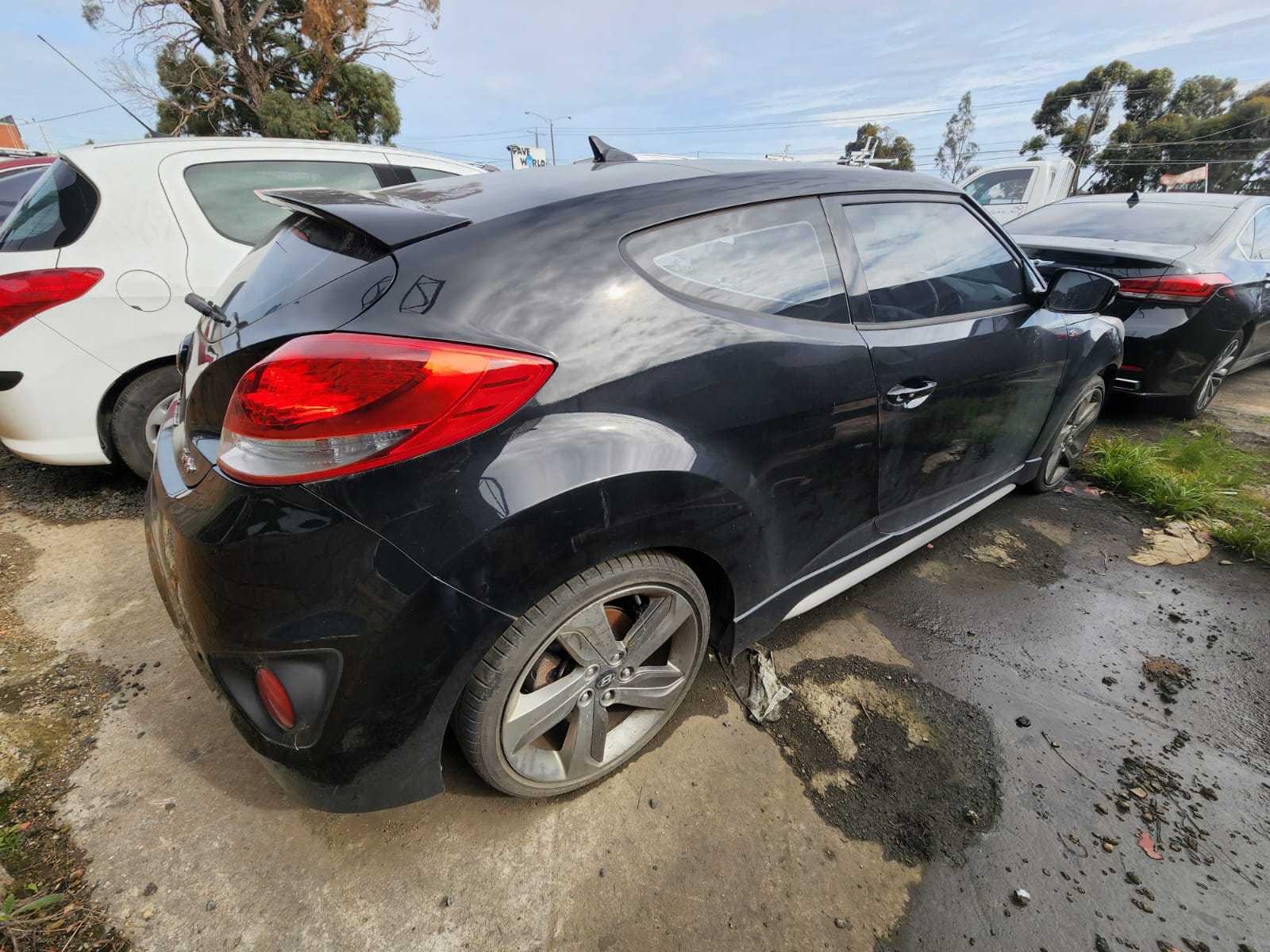Hyundai Veloster 2013 Turbo 2 door (Now Wrecking) – Hyon All Parts